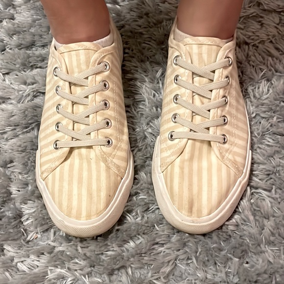 Serra | Shoes | Striped Lowtop Stretchy String Sneakers | Poshmark